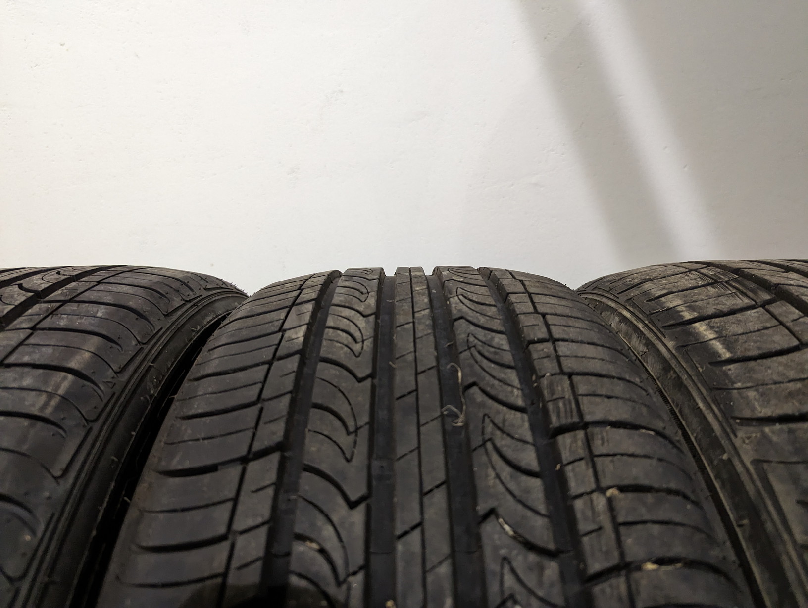 Ensemble de 4 pneus Nexen Classe Premiere CP672 245/50R18 - Solupneus