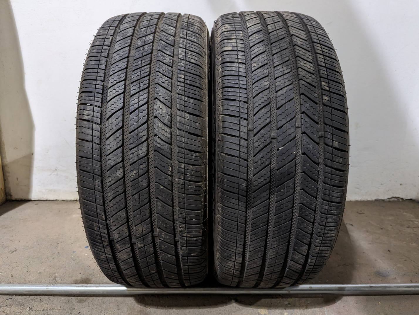 Ensemble de 2 pneus d'occasion Bridgestone Turanza Quiet Track 245 ...